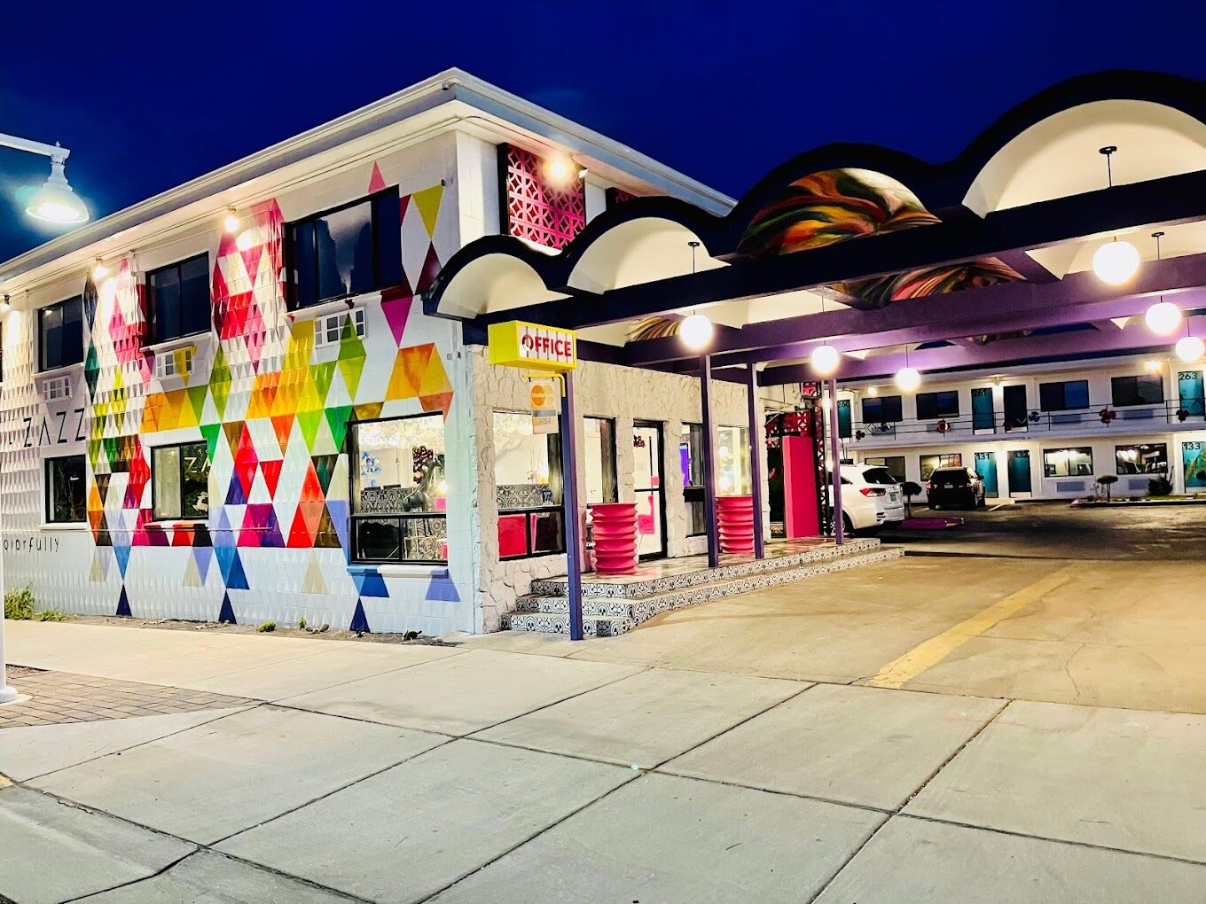 Hotel Zazz - Jonas Chorum